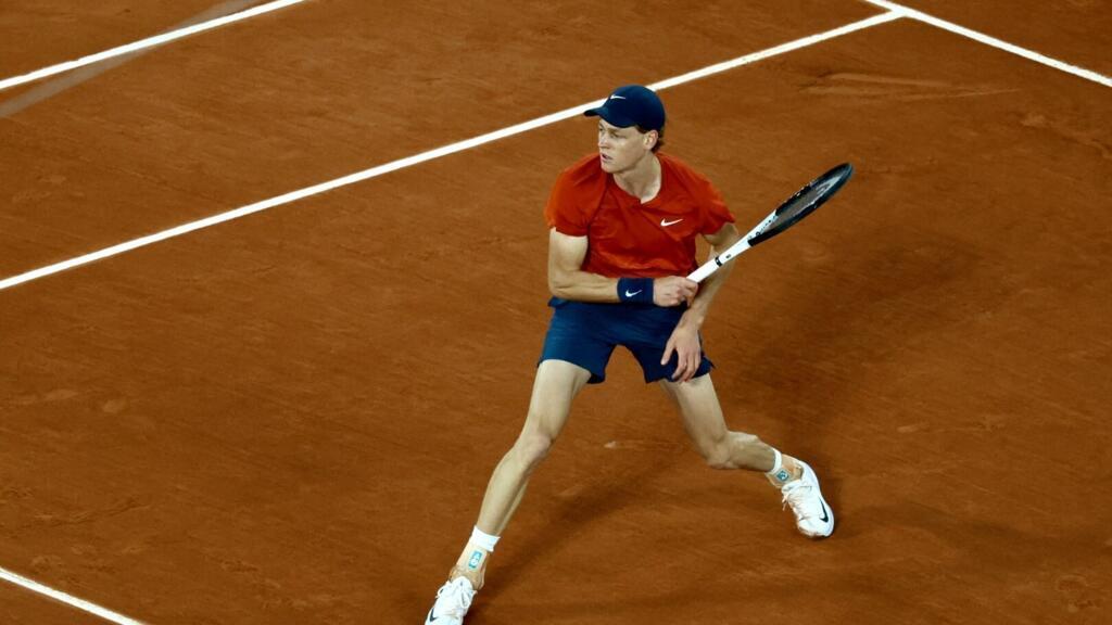 Sinner quells Moutet's storm to advance to last eight at French Open